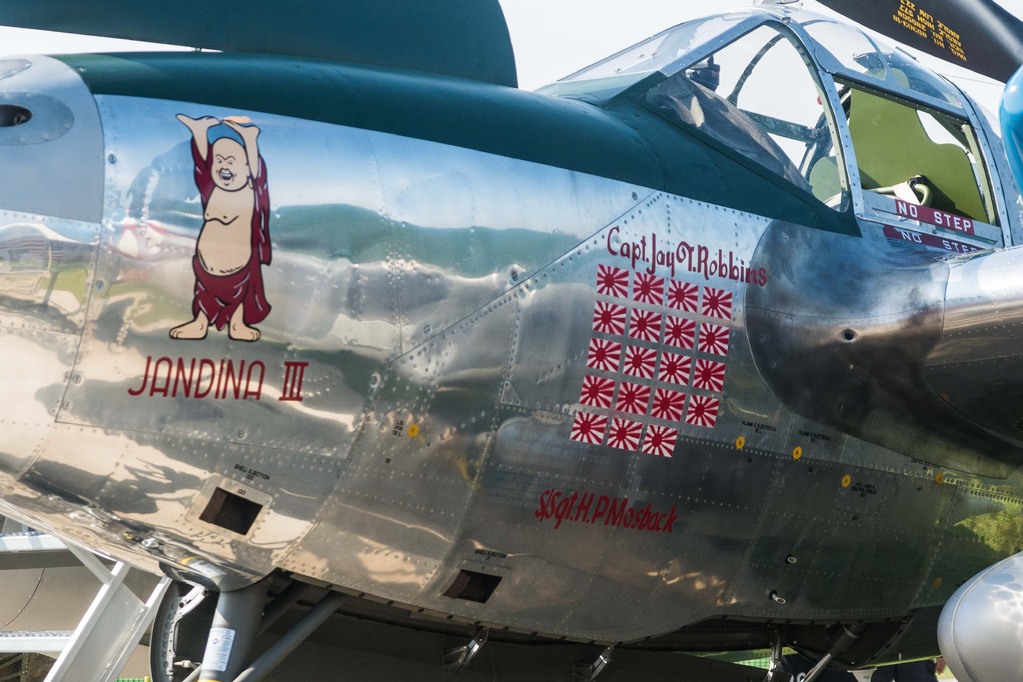 Paint question for you aircraft men. - General Chat - Red Power ...