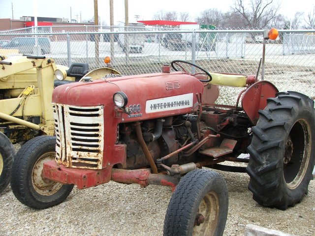 300 utility picture - General Chat - Red Power Magazine Community