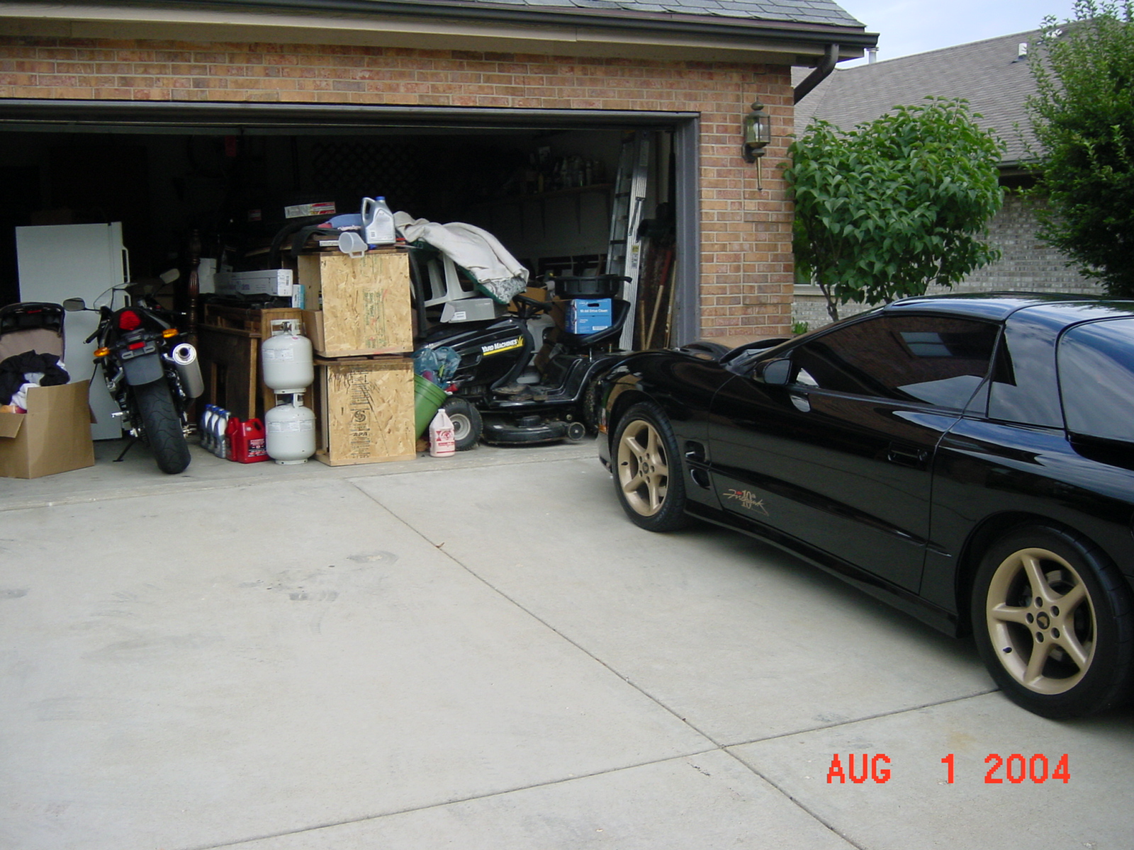 PontiacFan......here's your pics - The Official Firehawk Message Board