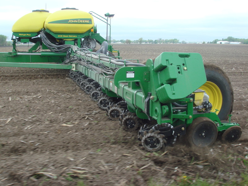 Viewing a thread - Another Tracked planter spotted...