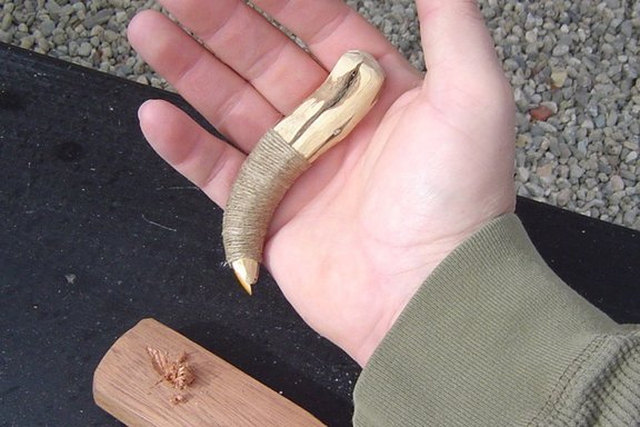 Some "Paleolithic" Woodworking Tools for Making Spurs/Nocks - PaleoPlanet