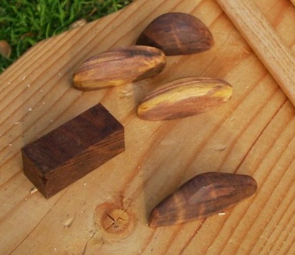 How to make your own atlatl weights - PaleoPlanet