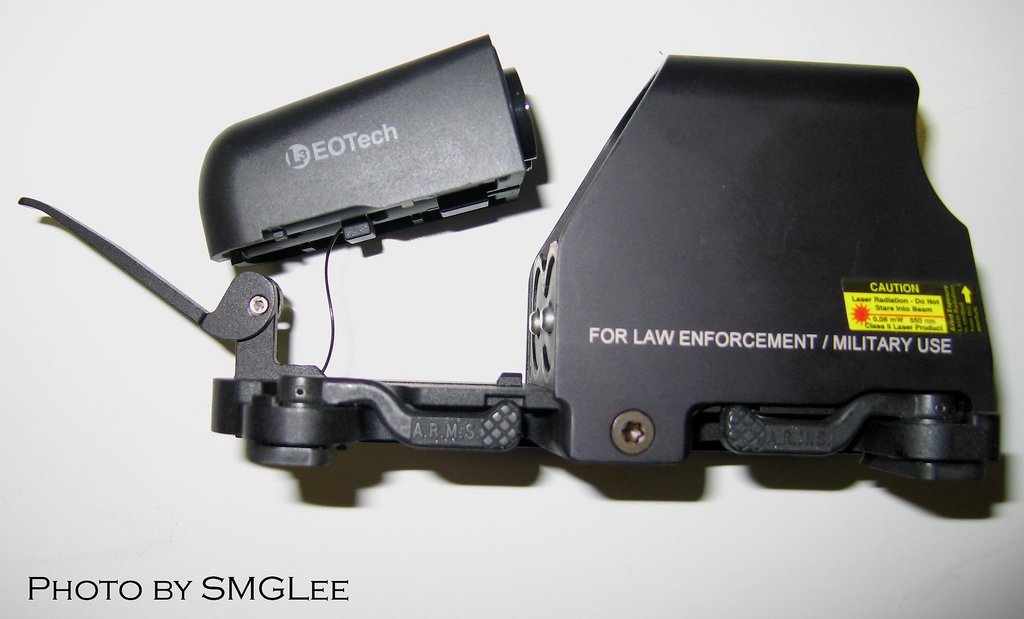 Pictorial Review of the EOTech 553/USSOCOM SU231-PEQ > Optics, Mounts ...