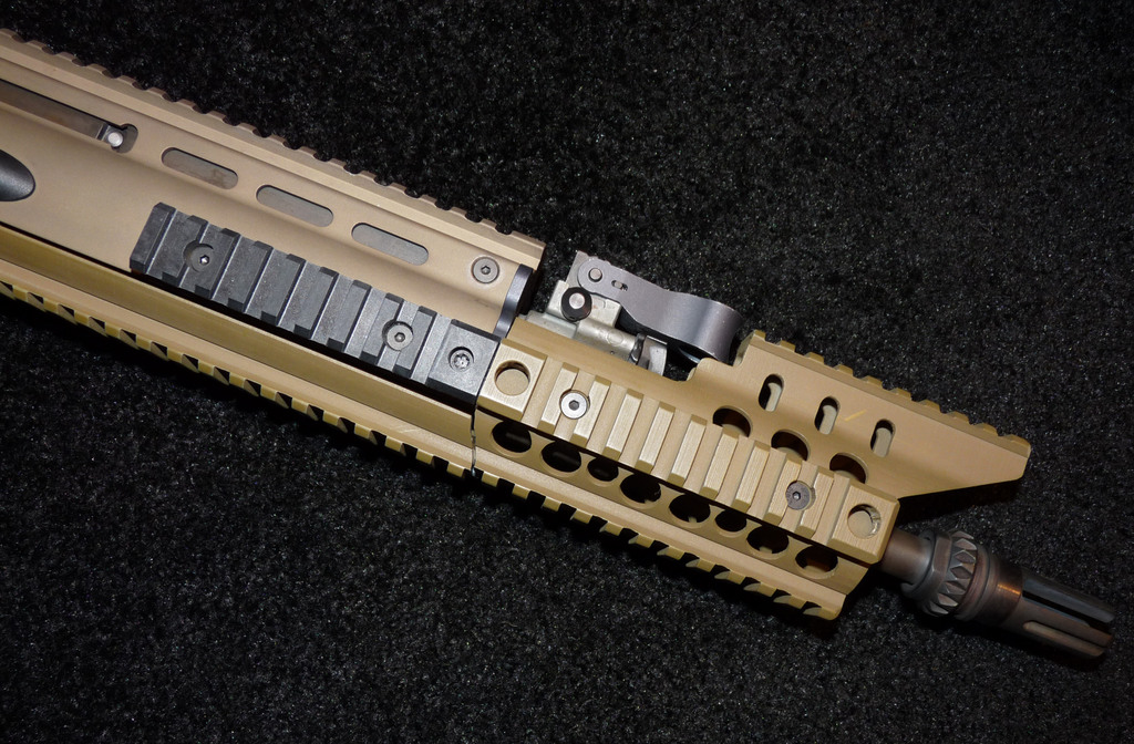 Does anyone know where to get this SCAR 17 rail extension ...