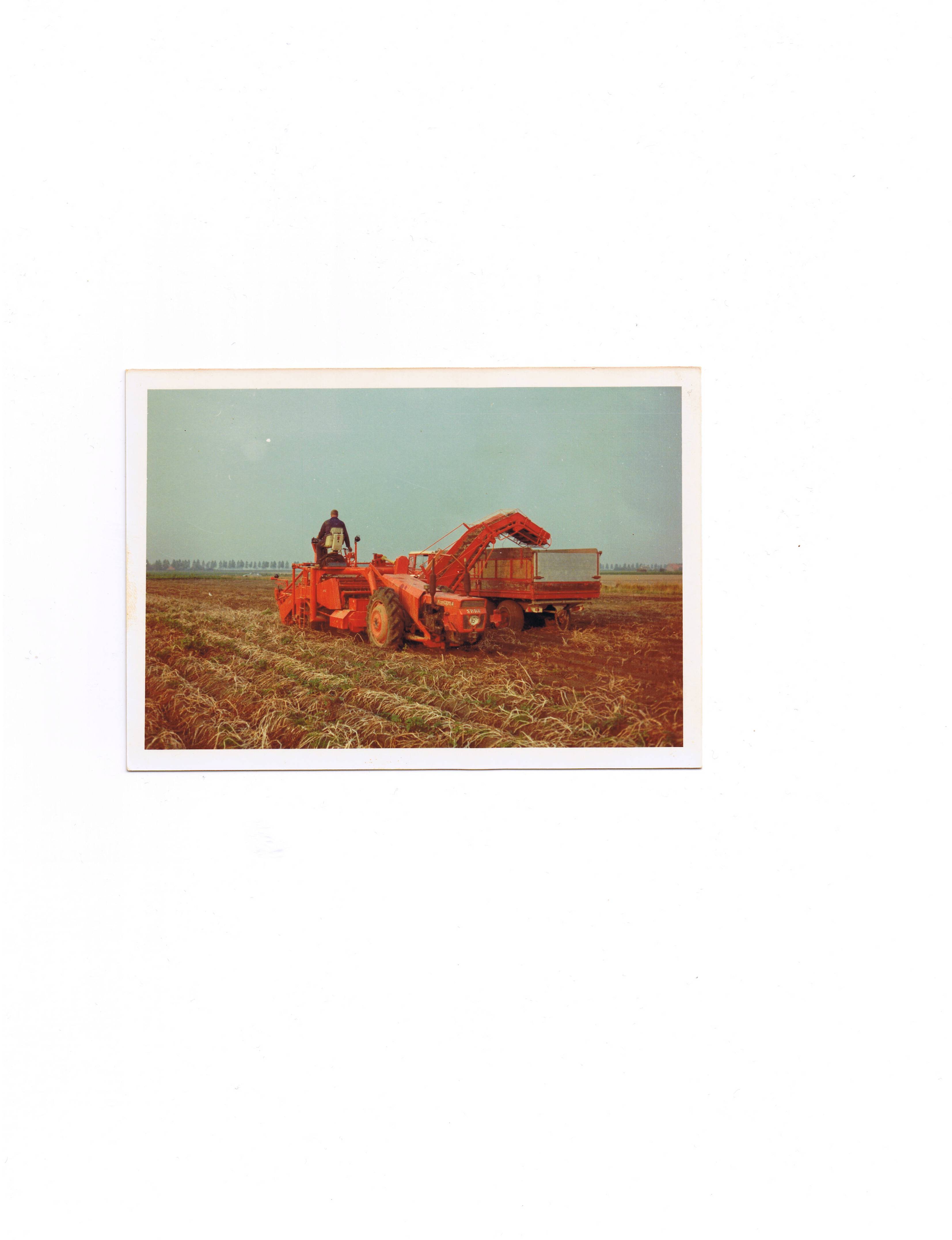 2008 Potato harvest pics with 6 row gallenberg | The Combine Forum
