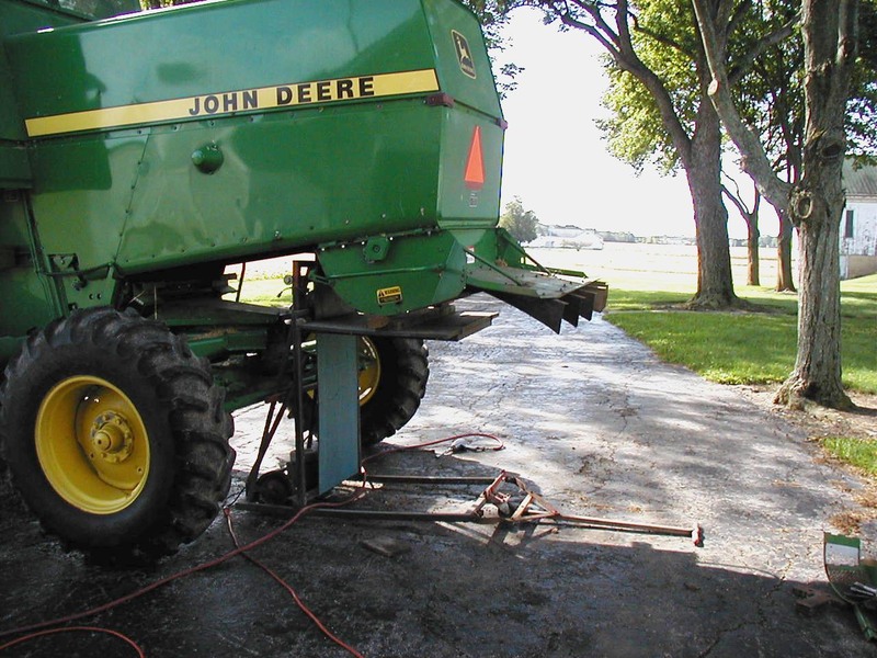Viewing a thread - John Deere 4400 combine straw chopper question