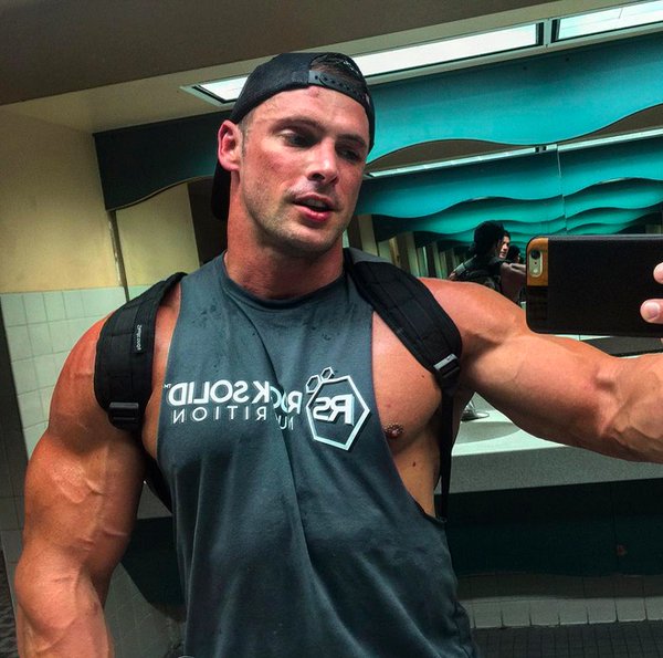 Muscle Selfies - Page 13 - Bodybuilders Inc.